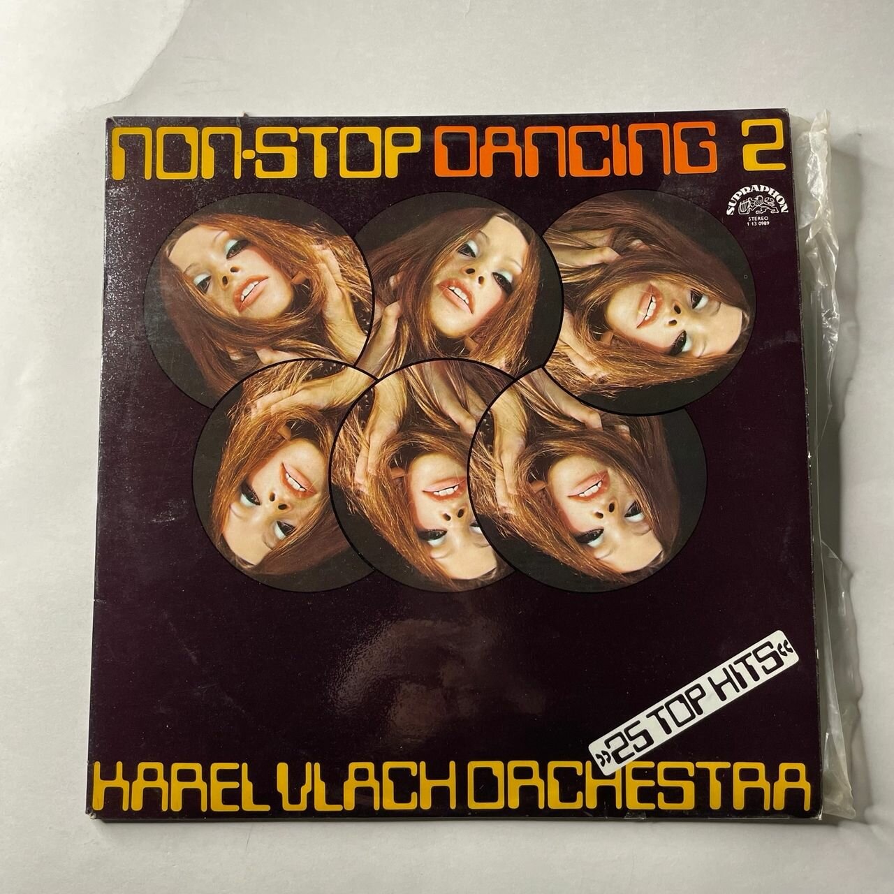 Винтажная виниловая пластинка LP Карел Влах Karel Vlach Orchestra, Non Stop Dancing 2, 25 Top Hits (Чехословакия 1972)