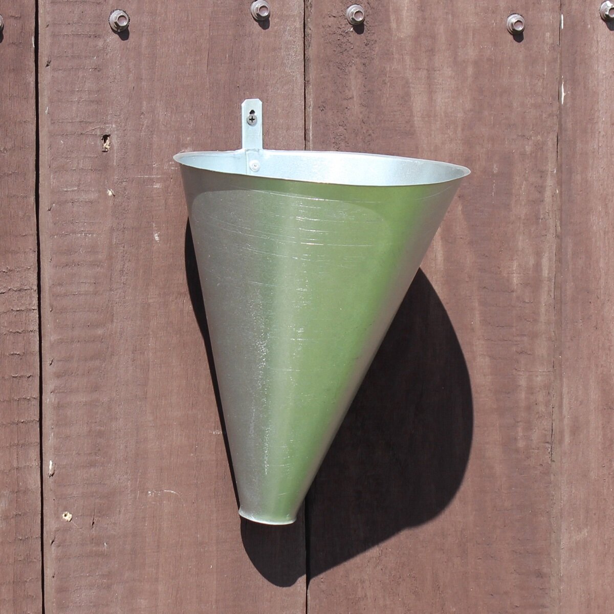 Конус для забоя перепелов металлический с креплением