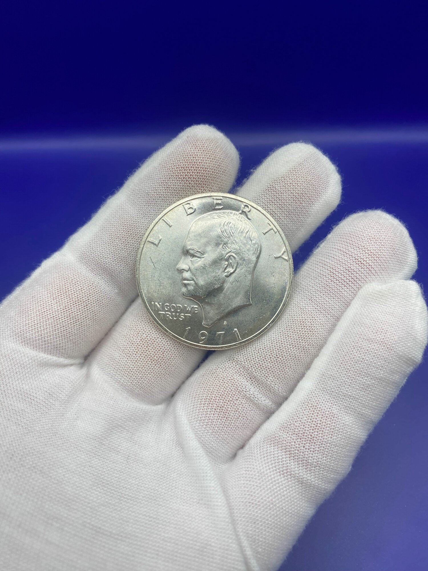 AU-UNC Лунный 1 доллар Эйзенхауэр. Двор Сан-Франциско S . США, 1971