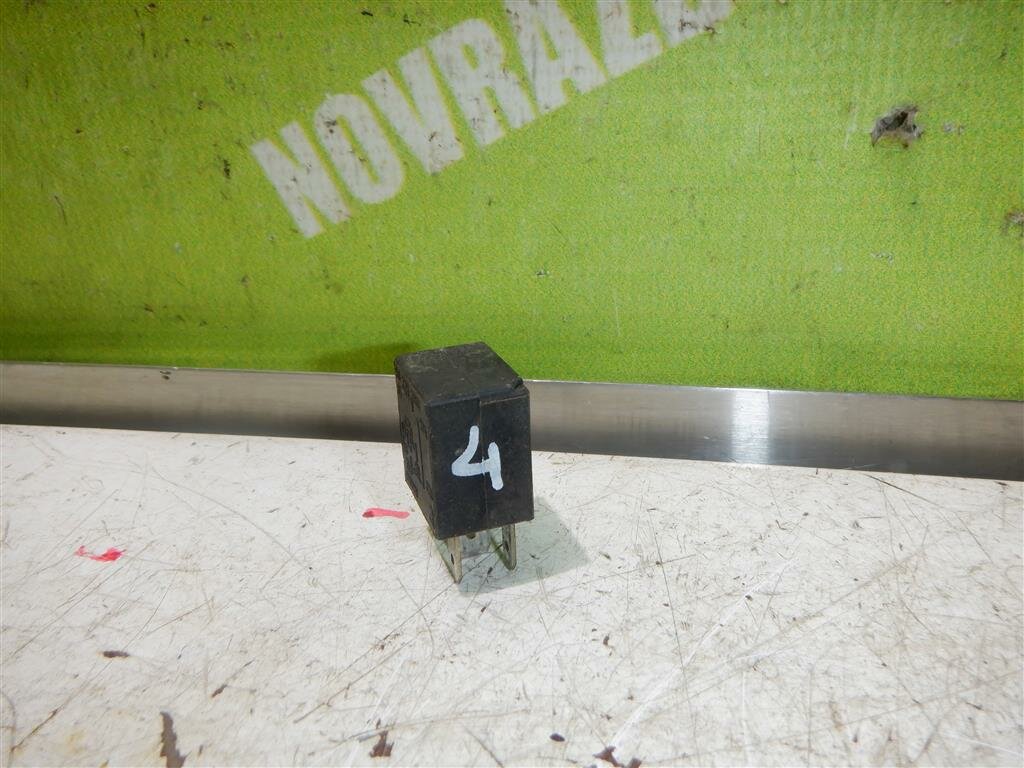 Реле Daewoo Nexia 95-16