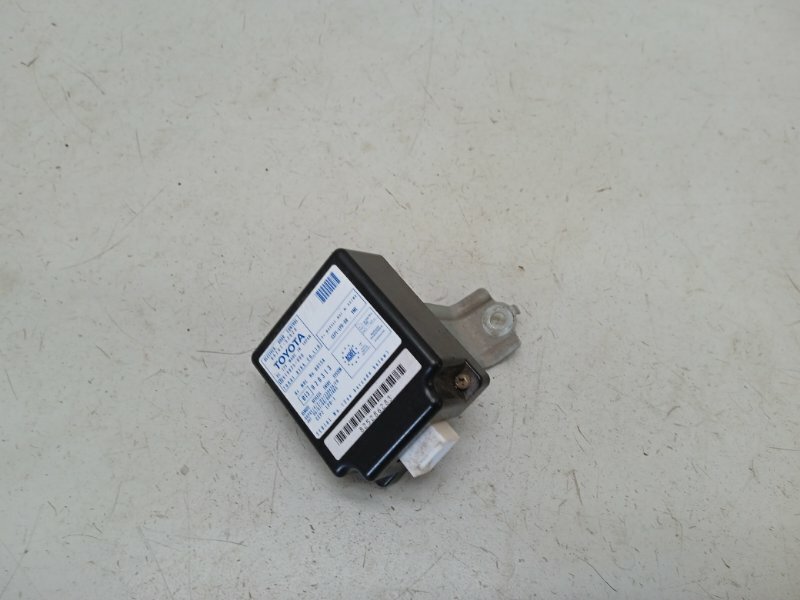 Б/У комфорта, Тойота Ярис 1, Toyota Yaris Verso 1999-2005 Блок электронный Toyota Yaris 2001 SCP10 165210 TOYOTA арт. 89741...