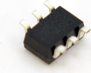 Микросхема RENESAS TBB1010KMTL-E Двойная Встроенная схема смещения MOS FET IC 1шт