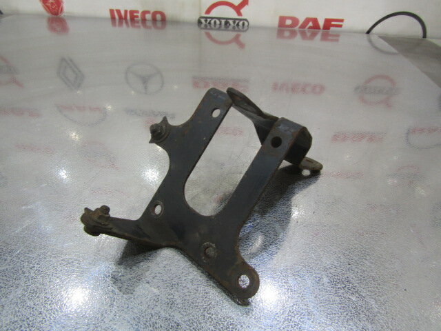 Кронштейн насоса подъема кабины MAN TGA