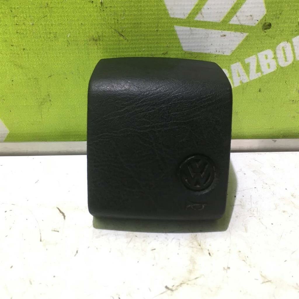 Накладка декоративная VW Passat B3 1988-1993