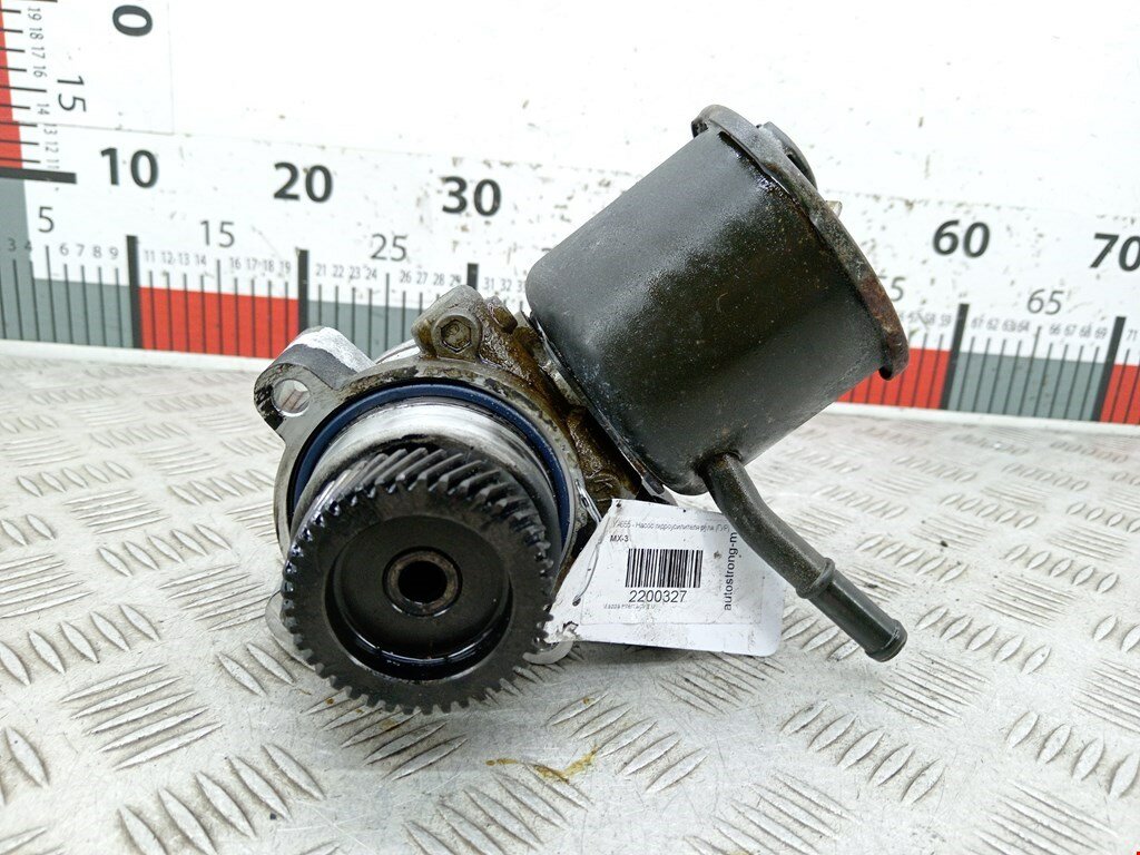 Насос гидроусилителя руля (ГУР) Mazda Premacy CB8732650 арт. 2200327