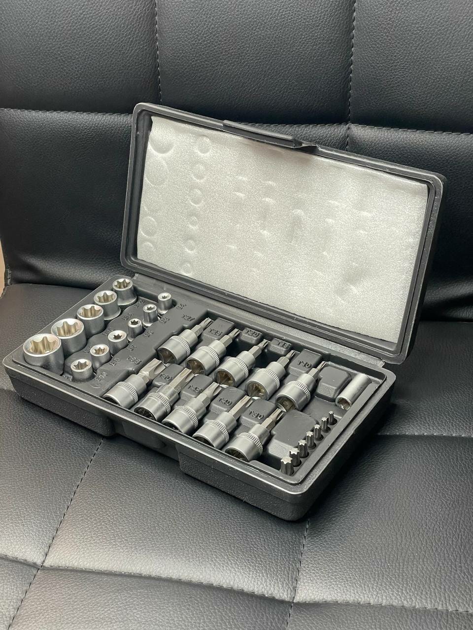 Набор бит и головок 29 предметов комплект