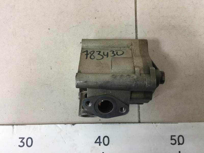 Насос масляный Mazda 6 GG 2002-2007 кат.номер: LF0214100A