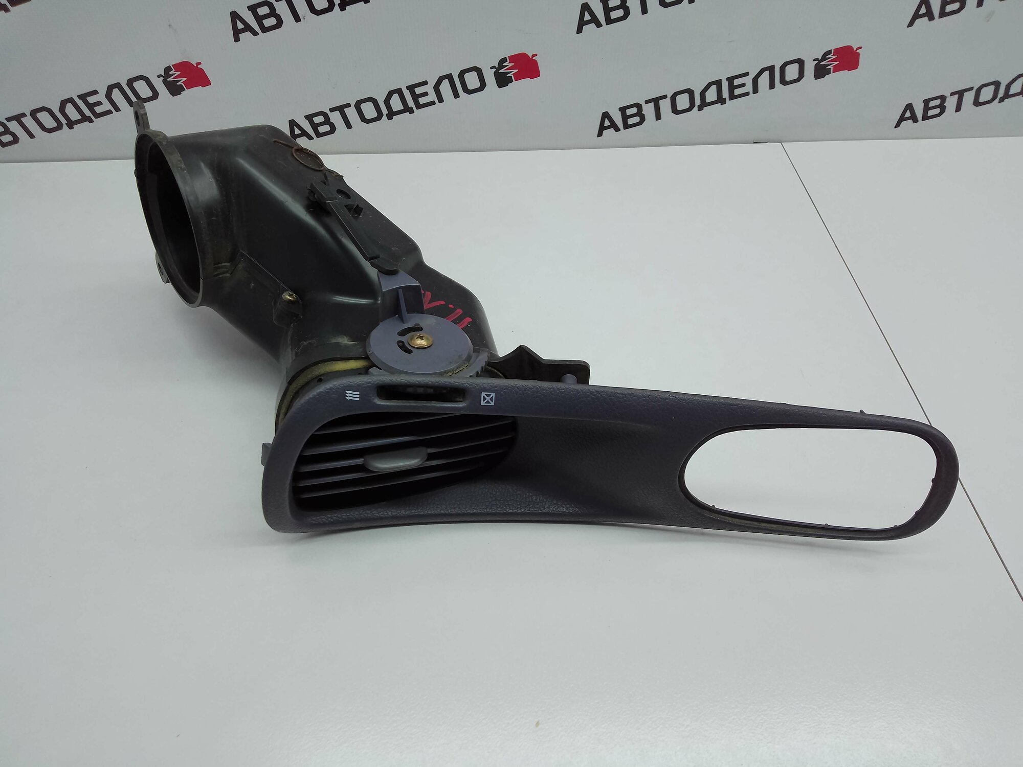 Воздуховод левый Mazda Efini MS-8 E-MB5P 1992 г.в