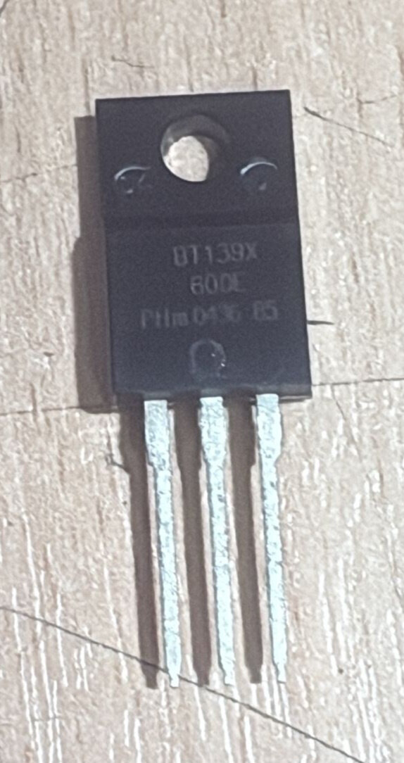 Тиристор BT139X-600E