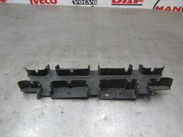 Канал проводки Iveco Stralis