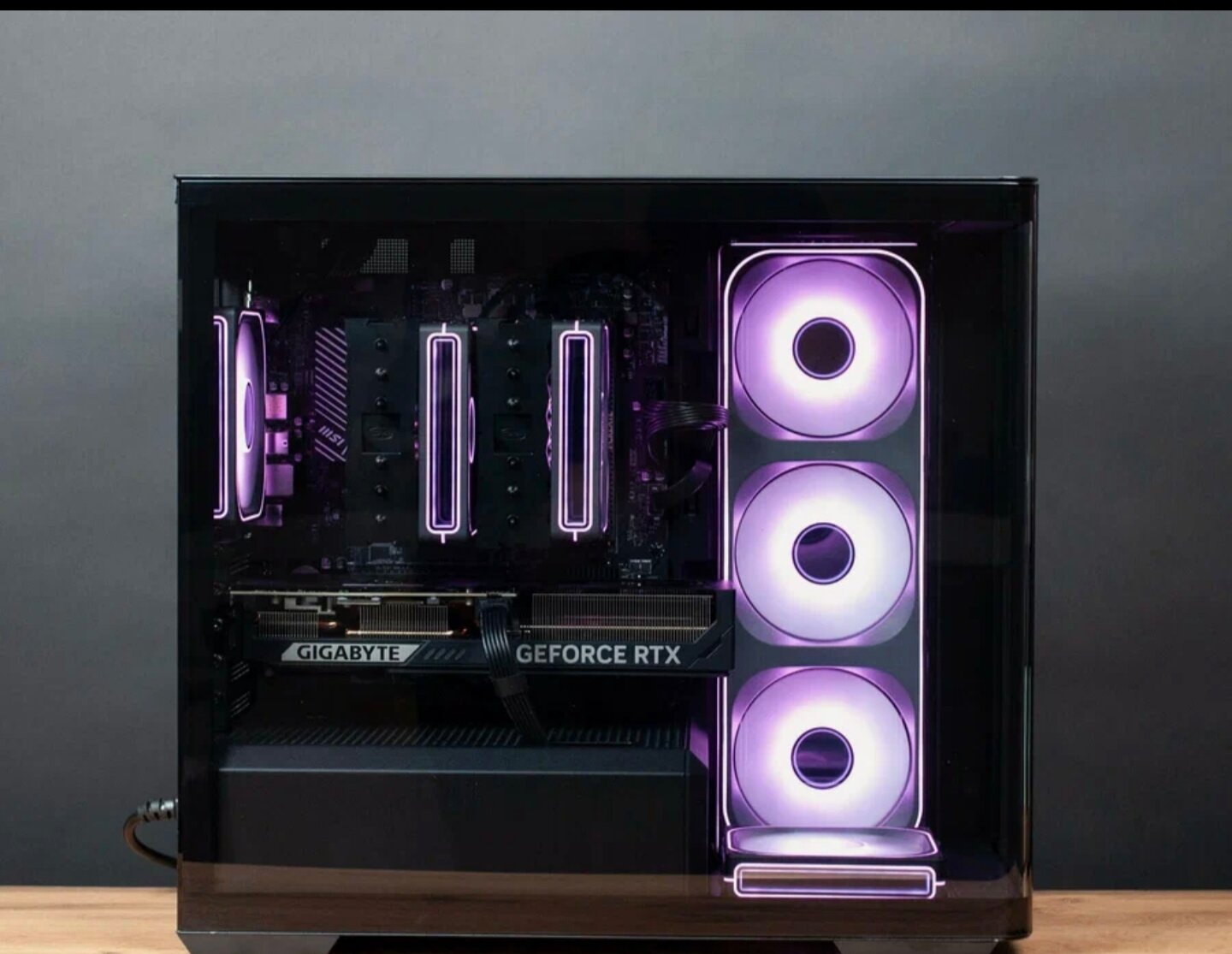 Игровой компьютер AMD RYZEN 5 7500f, RTX 5070, 32GB DDR5, 1TB SSD