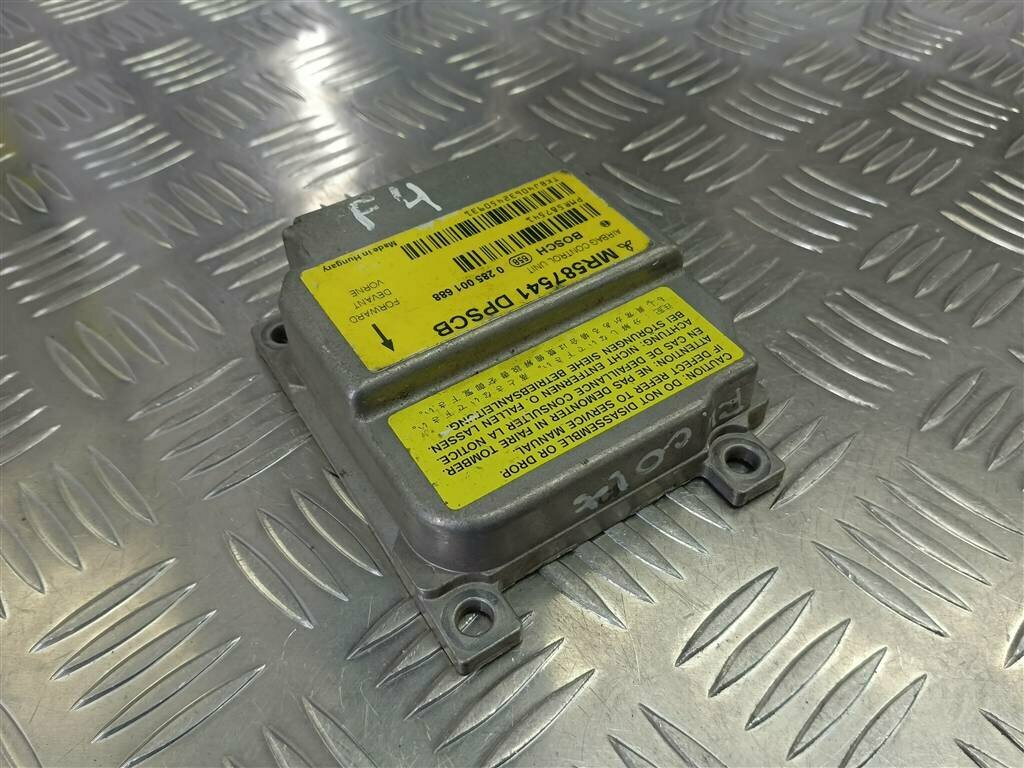 Блок управления SRS (AIR BAG) Б/У для MITSUBISHI COLT Z30 (2002—2012) MR587541