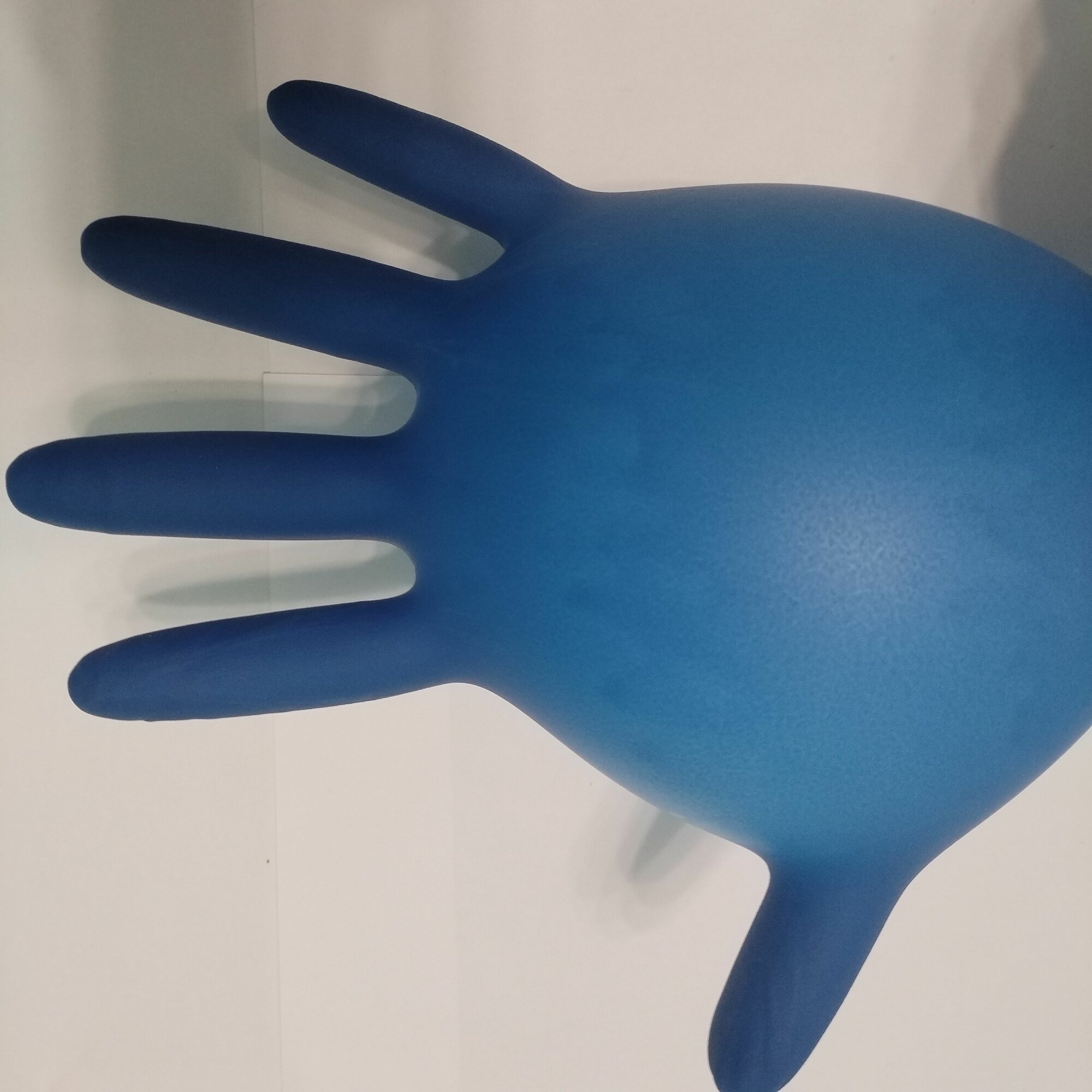 Перчатки плотные резиновые синие универсальные диагностические смотровые из натурального латекса размер М,1 пара.