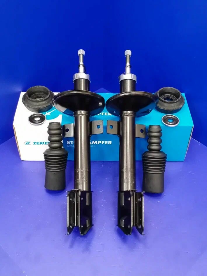 Пара задних амортизаторов с опорами, подшипниками опор, пыльниками и отбойниками Zekkert Германия на Renault Kaptur 2010-2018гг на полноприводный автомобиль. Стойка, амортизатор Рено Каптюр