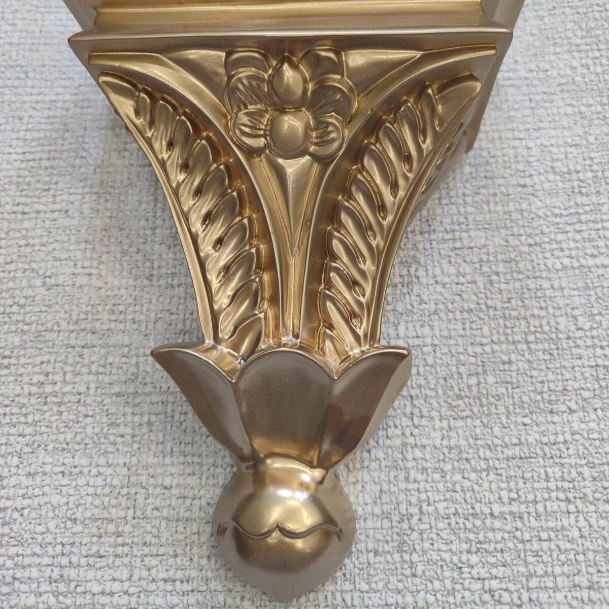 Декор для дома, консоль настенная "Орех", золото от ZlatDecor