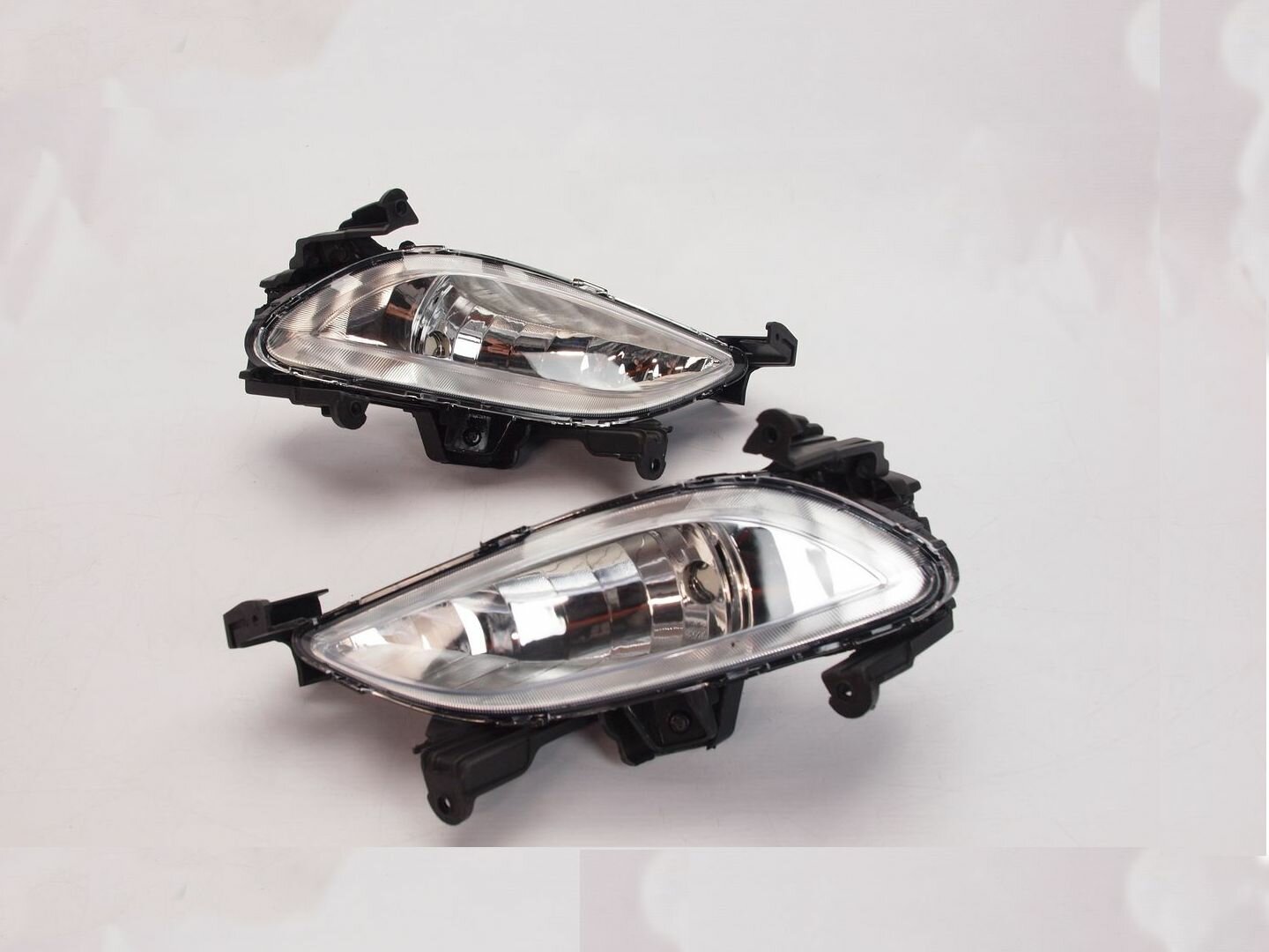 Фары противотуманные Hyundai Sonata 6 YF 922013S000, 922023S000, Хендай Соната, год с 2009 по 2014.(Комплект)