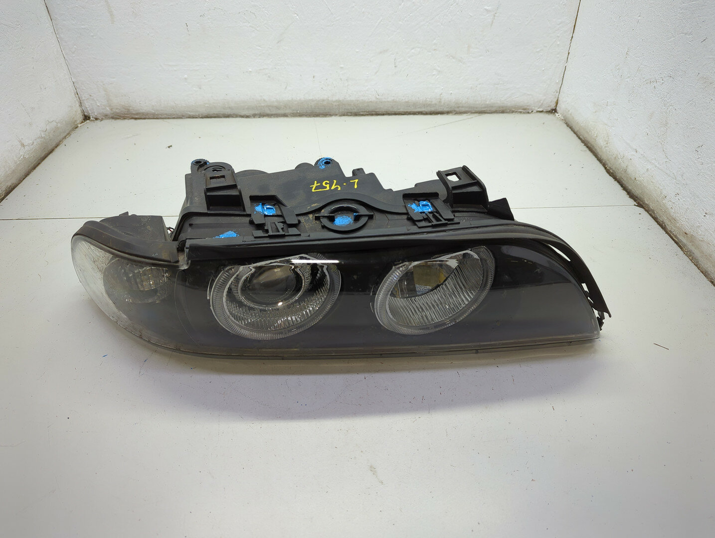 Фара (передняя) правая BMW 5 E39 Б/У