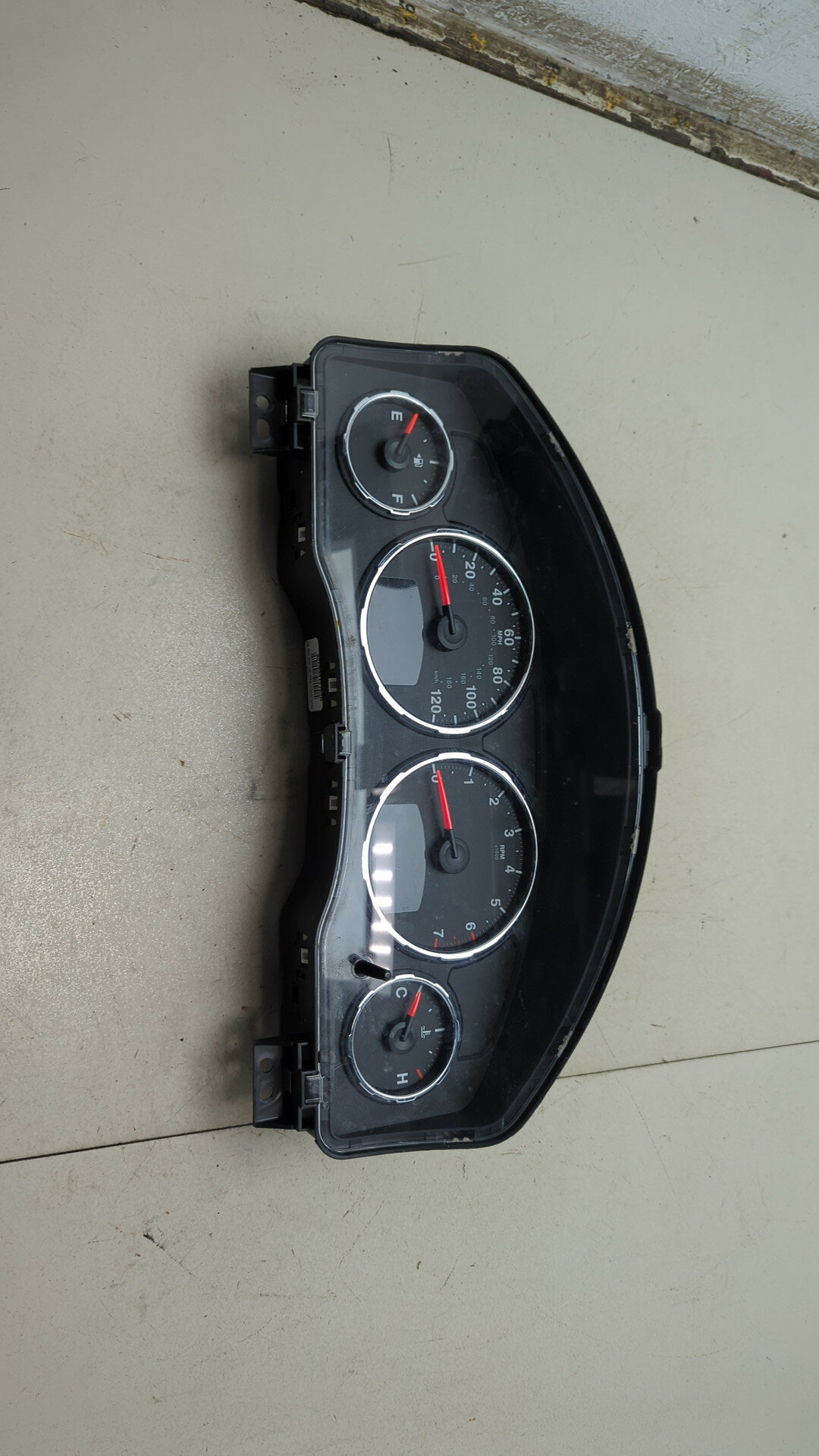 Приборная панель Jeep Liberty Б/У