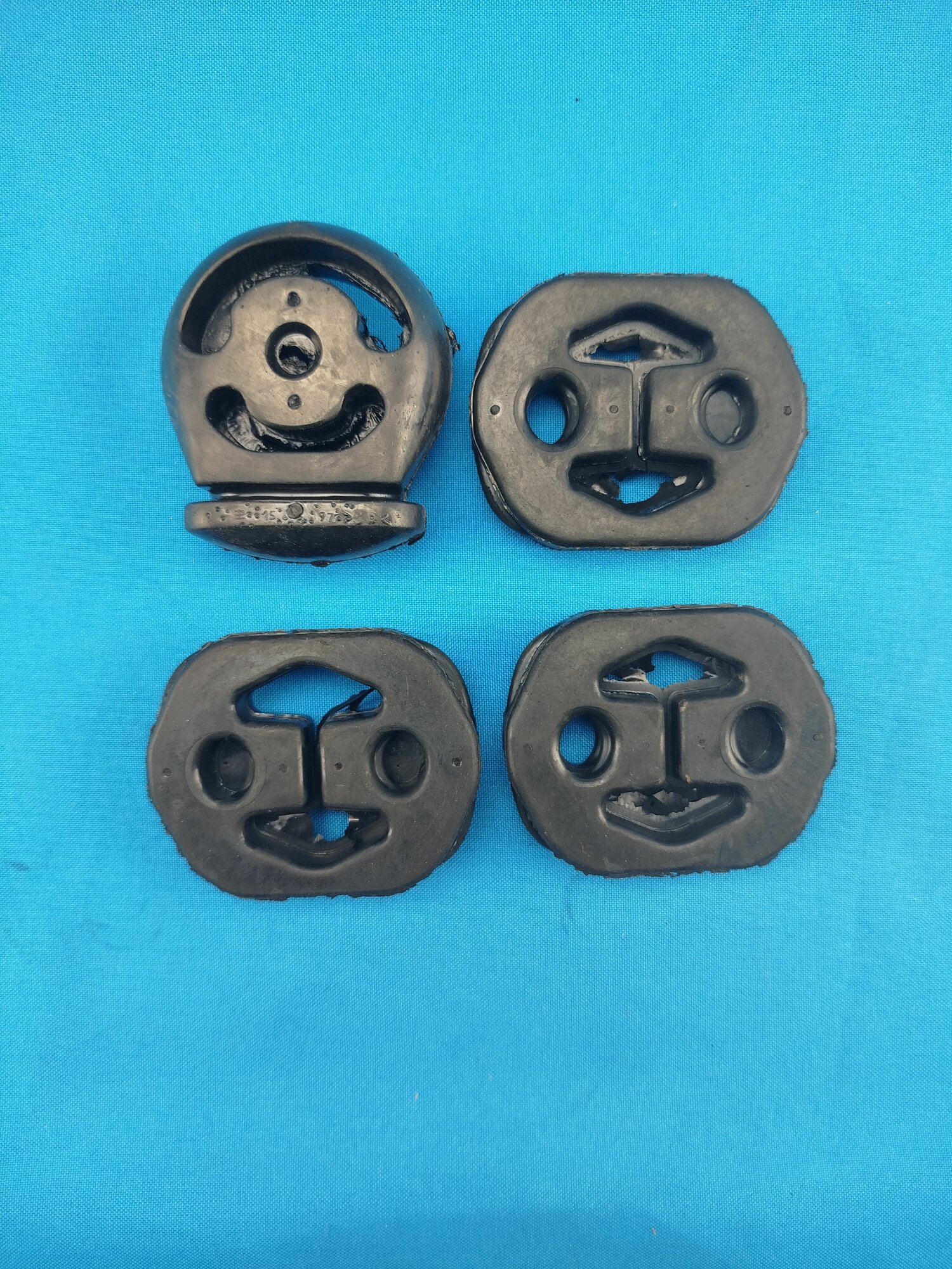 Крепление глушителя (к-т) "БРТ" для а/м Приора (4шт)