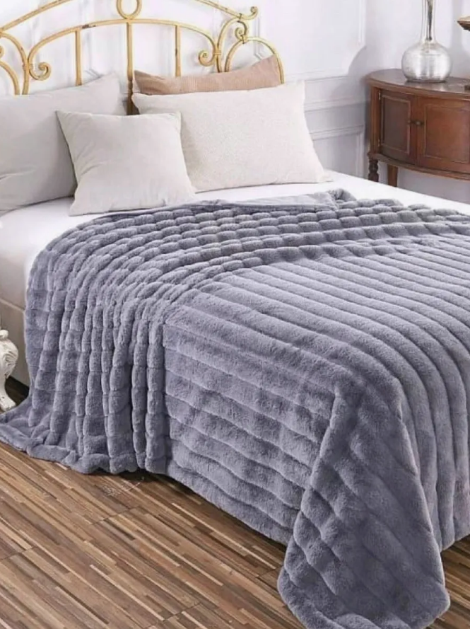 Плед-покрывало Шиншилла Кролик 220х200, графит на кресло кровать в детскую и спальню покрывало в дом гостиную