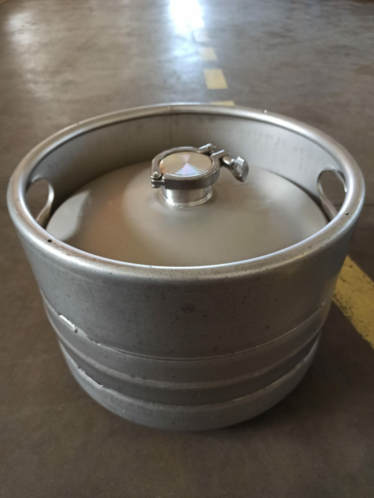 Кег 15 л c крышкой (заглушкой) 2 дюйма хомутом и прокладкой 2 сорт