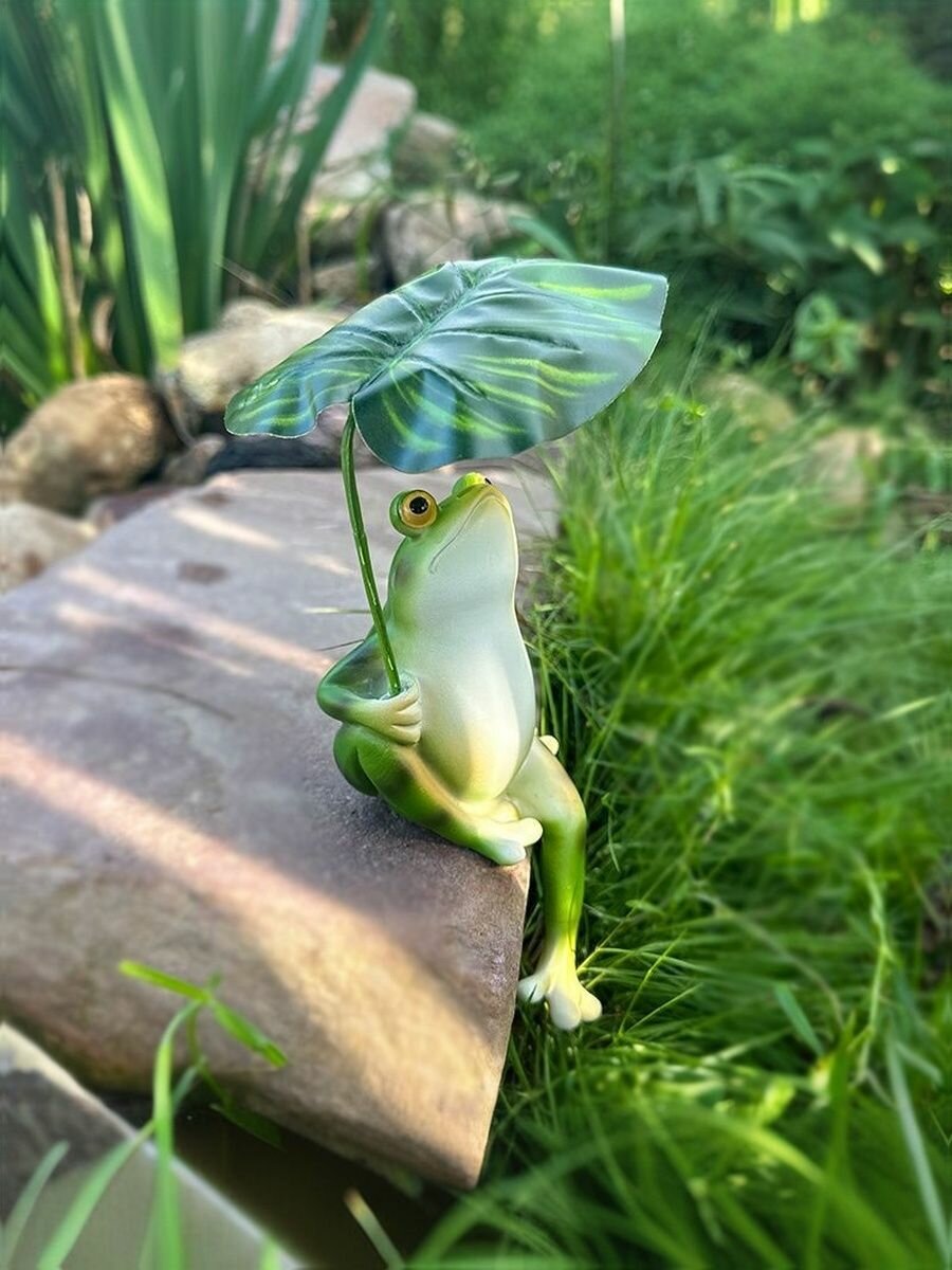 Садовая фигурка лягушек для сада и дачи