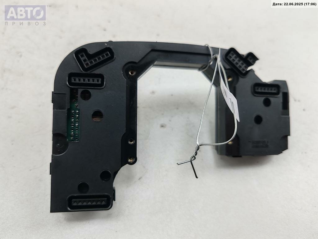 Блок управления коммутационным центром Audi A6 C6 (2004-2011)