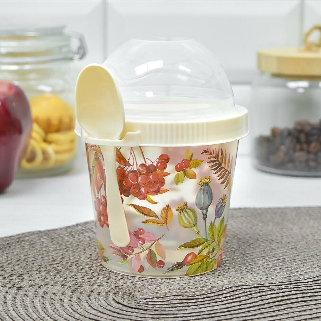 Контейнер для завтрака 0,45л с ложкой и декором, светло-бежевый