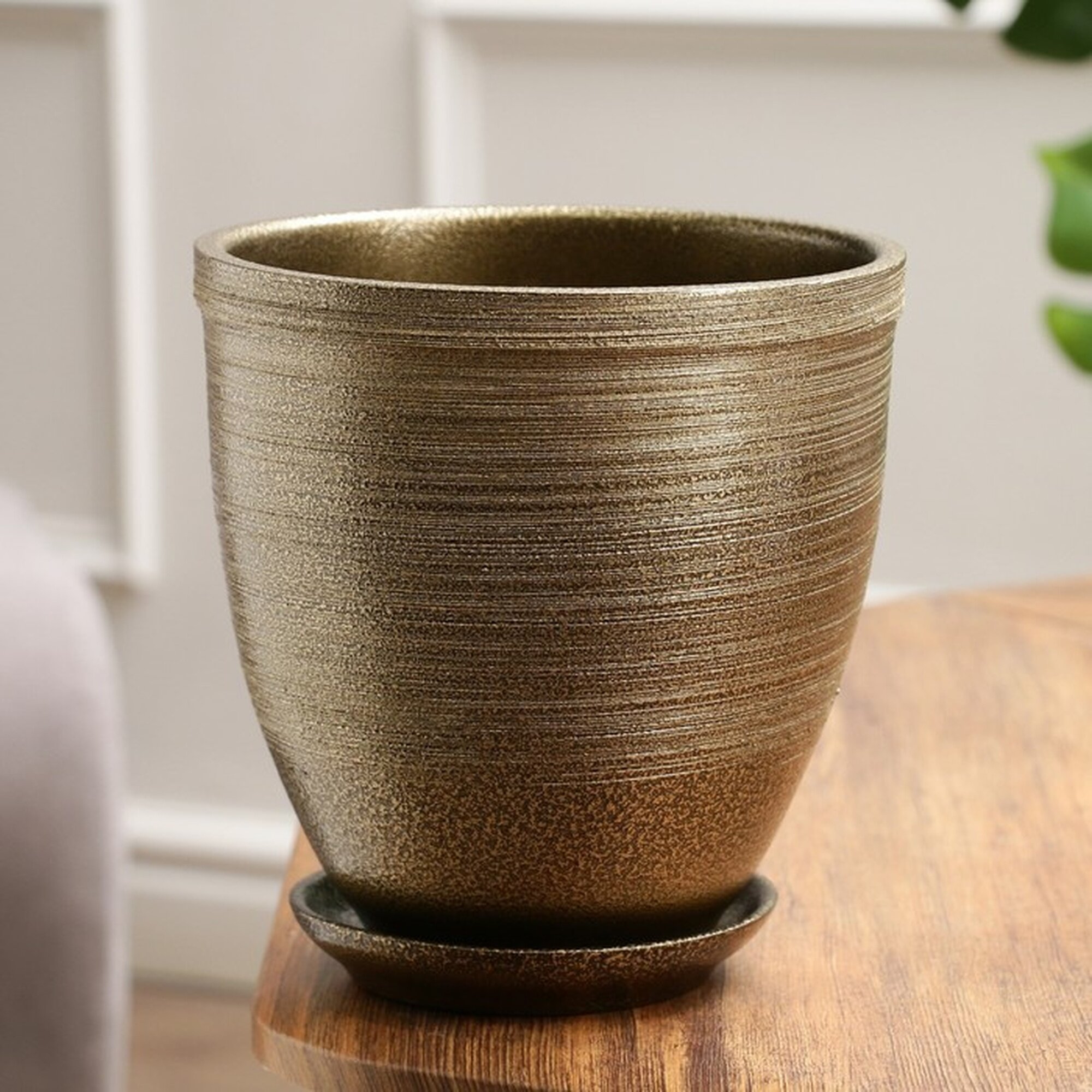 Горшок для цветов «Тёмное золото», керамический, с поддоном, 2.4 л, коричневый