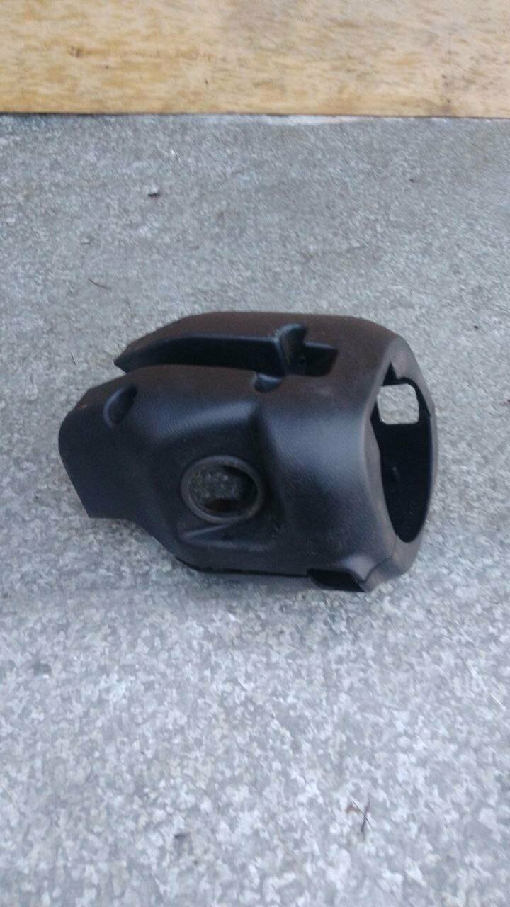 Кожух рулевой колонки Mitsubishi Lancer 9 (2003 - 2010) MR506455