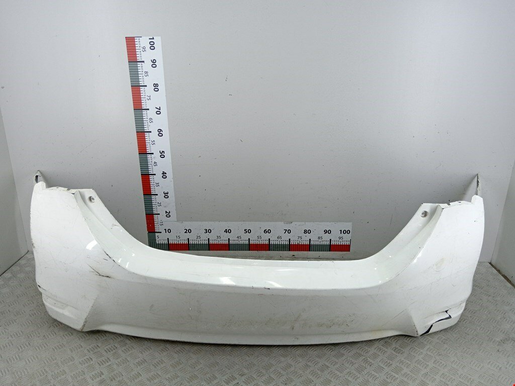 Бампер задний Toyota Corolla 11 5215902A20 арт. 2239551