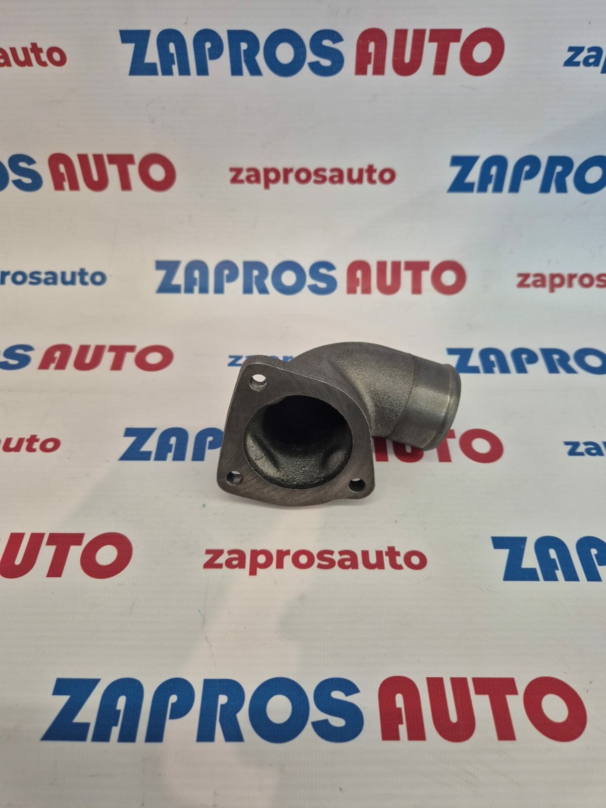 Крышка термостата Cummins 6ISBE 4935915