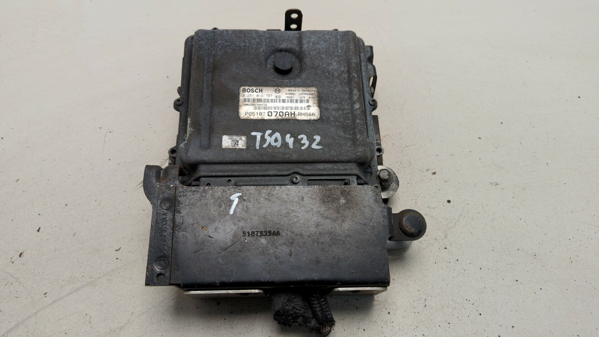 Блок управления двигателем Chrysler Voyager Б/У