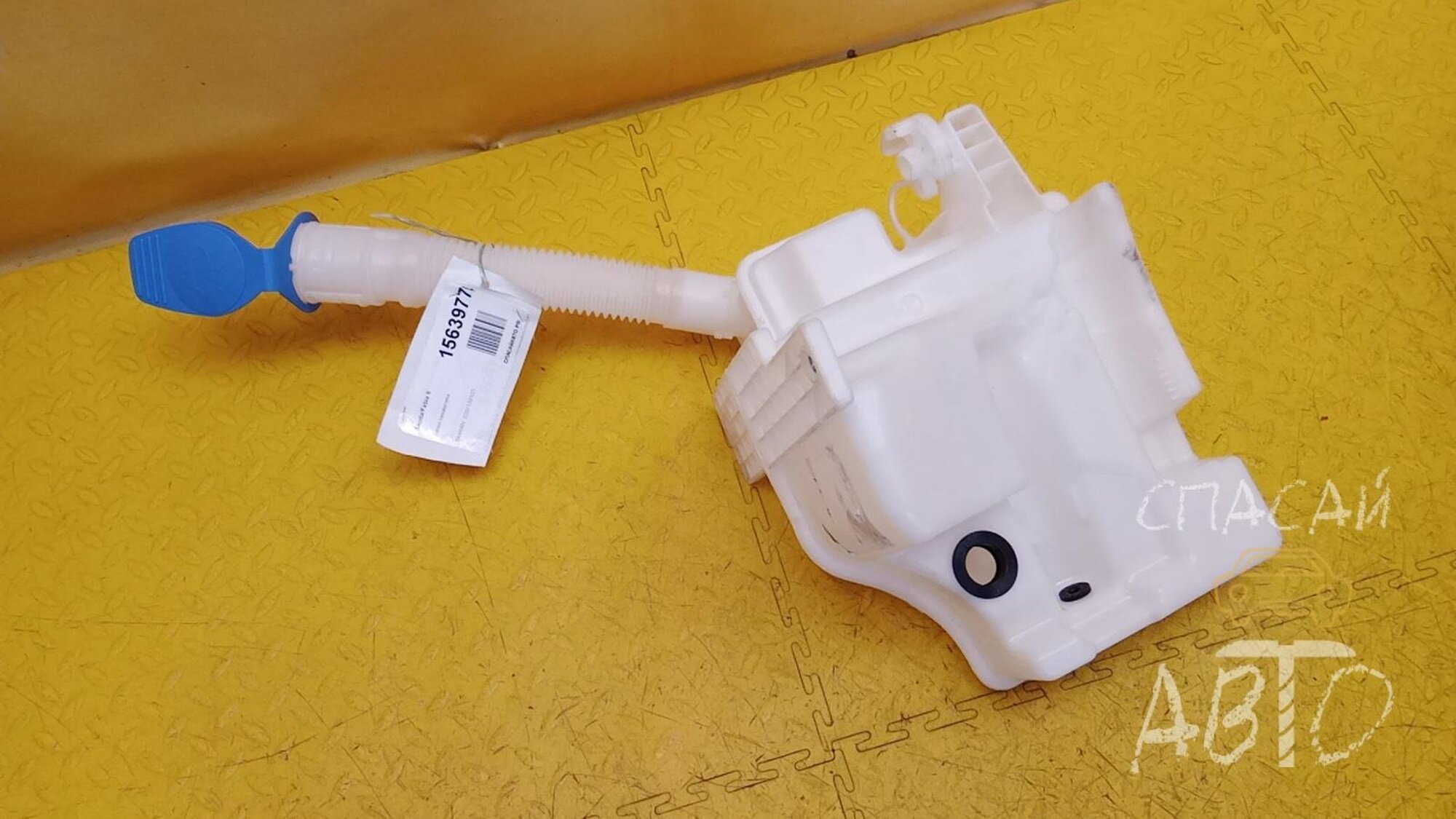 Бачок омывателя SAT STSDR1101B0, для Skoda Fabia II, белый (запчасти и комплектующие)