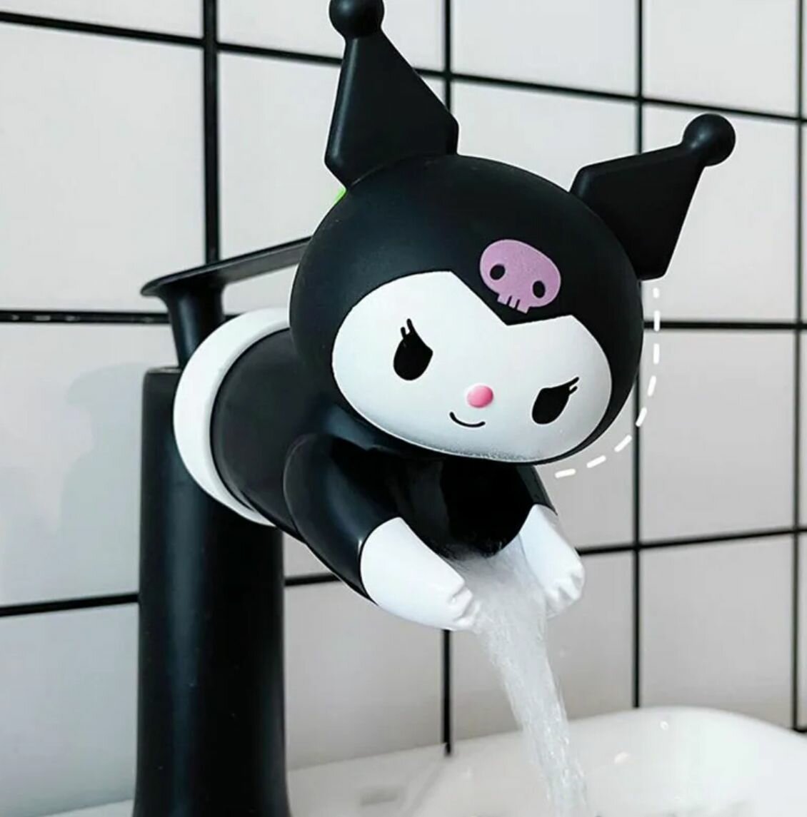 Детская насадка-удлинитель на кран Kawaii Sanrio, размер 12,5х12,5 см, цена за 1 штуку