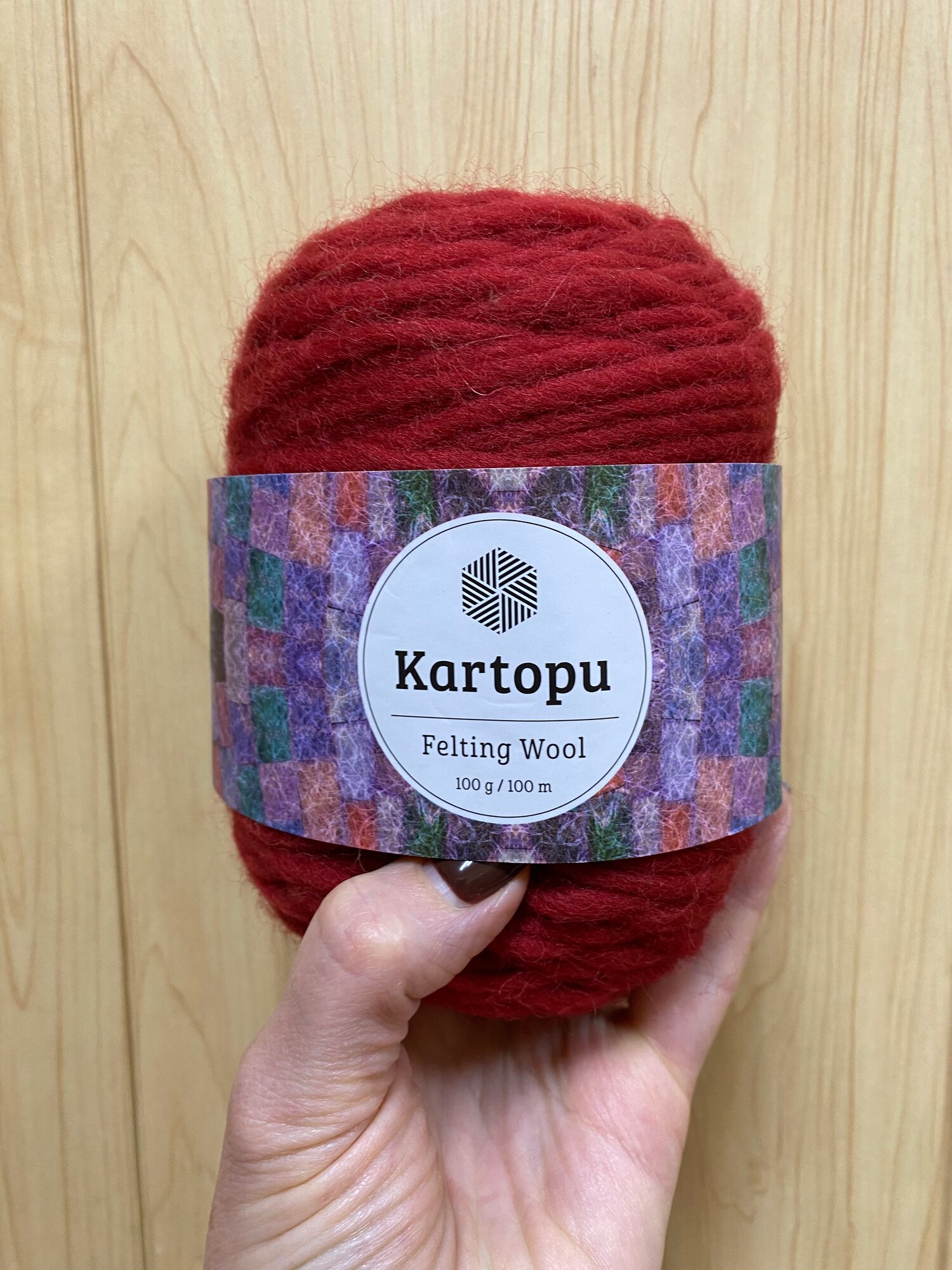 Пряжа Kartopu Felting Wool 100гр/100м,100% шерсть,№1133, цвет: красная вишня