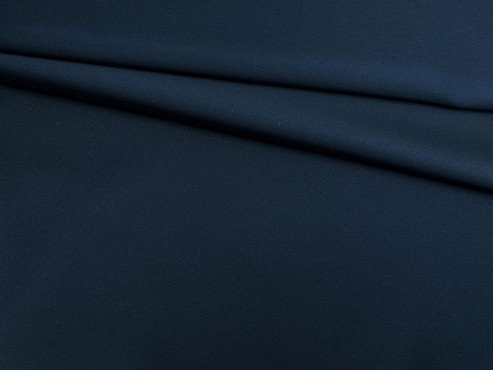Ткань Шёлк тёмно-синего цвета 46825
