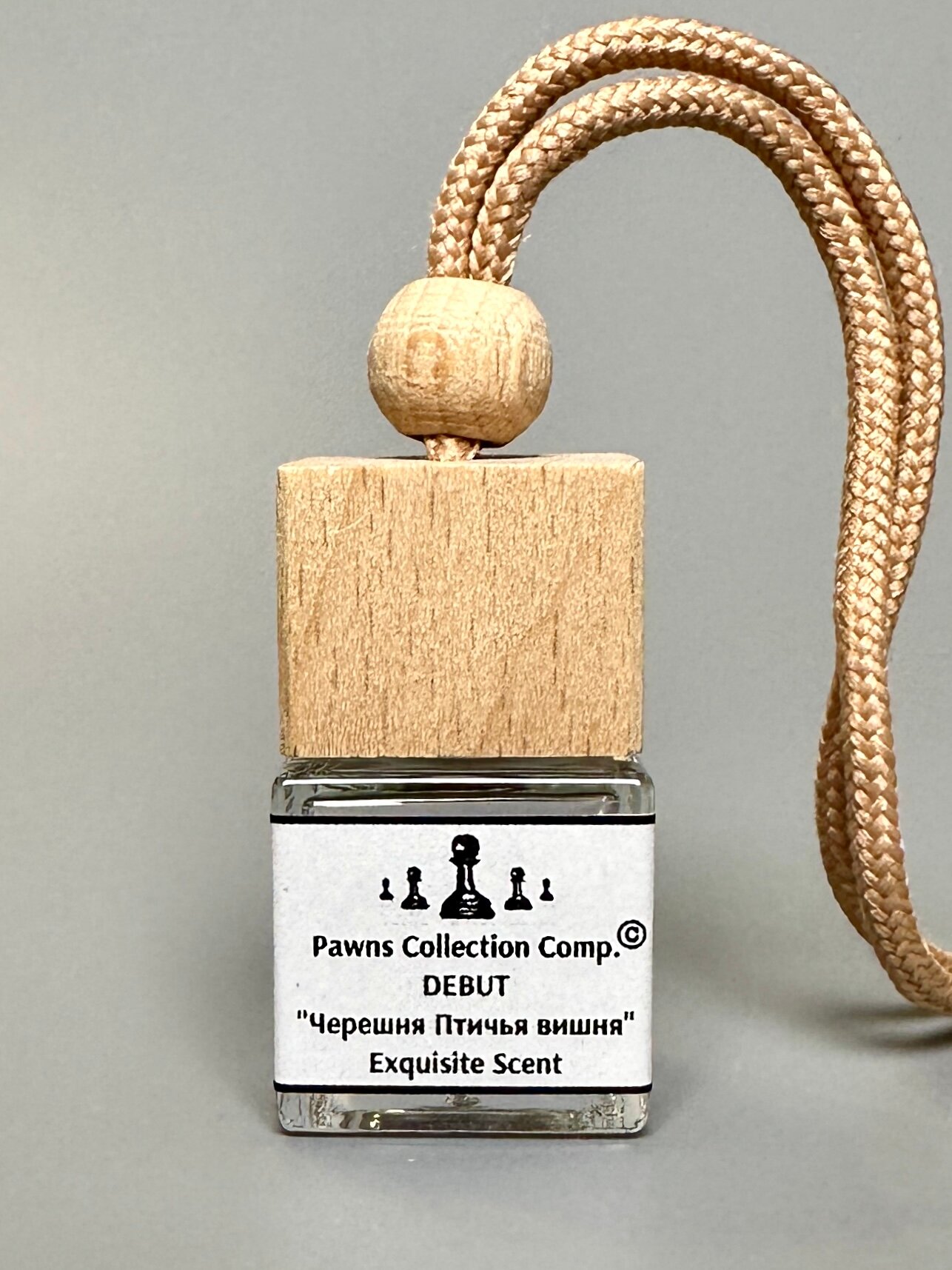 Автомобильный ароматизатор Pawns Collection освежитель для машины DEBUT 8 мл