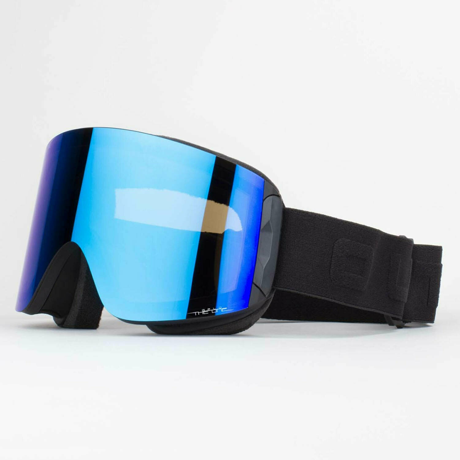 Маска горнолыжная Out Of Katana Black/The One Gelo S2-S3