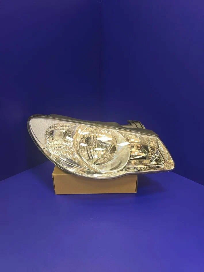 Фара Хендай Элантра HD c 2006-2011гг Elantra HD