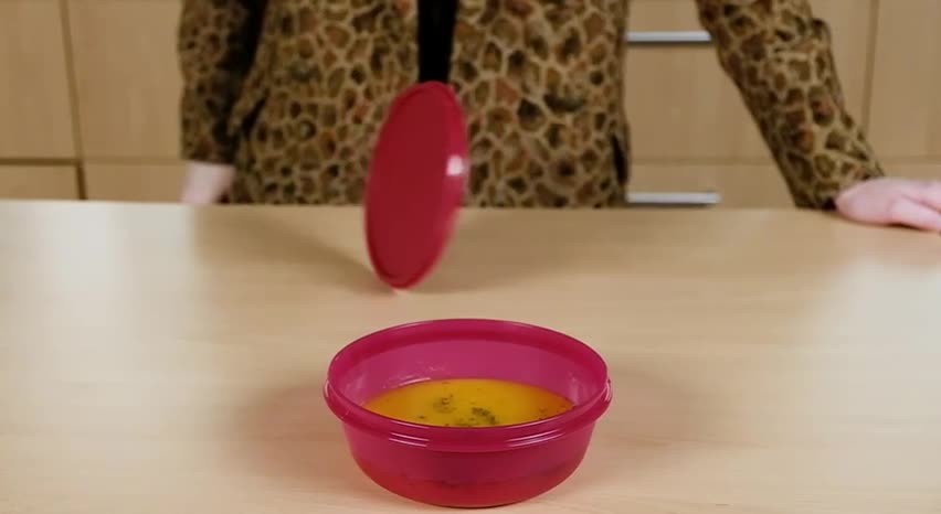Контейнер Tupperware "Хит-Парад", круглый, герметичная крышка, 300мл — фото 1