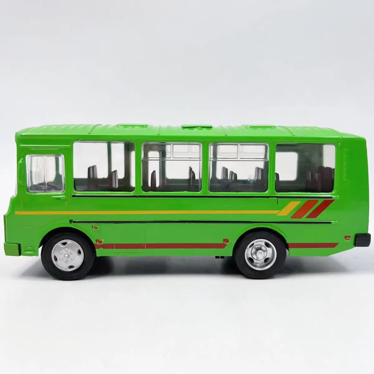 Миниатюрная модель автобуса PAZ-32053 Muwanzhi 1:43 16CM Green