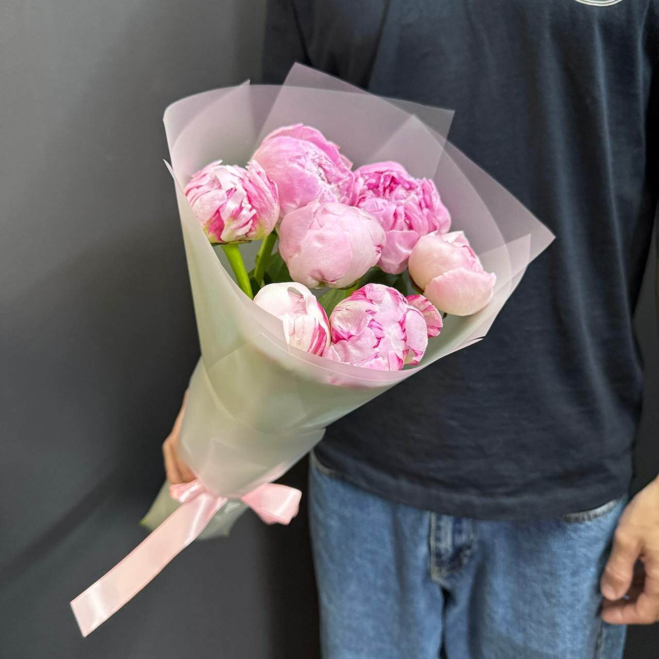 Букет пионов "Wowflowers", свежая поставка, приятный сюрприз, на любой повод