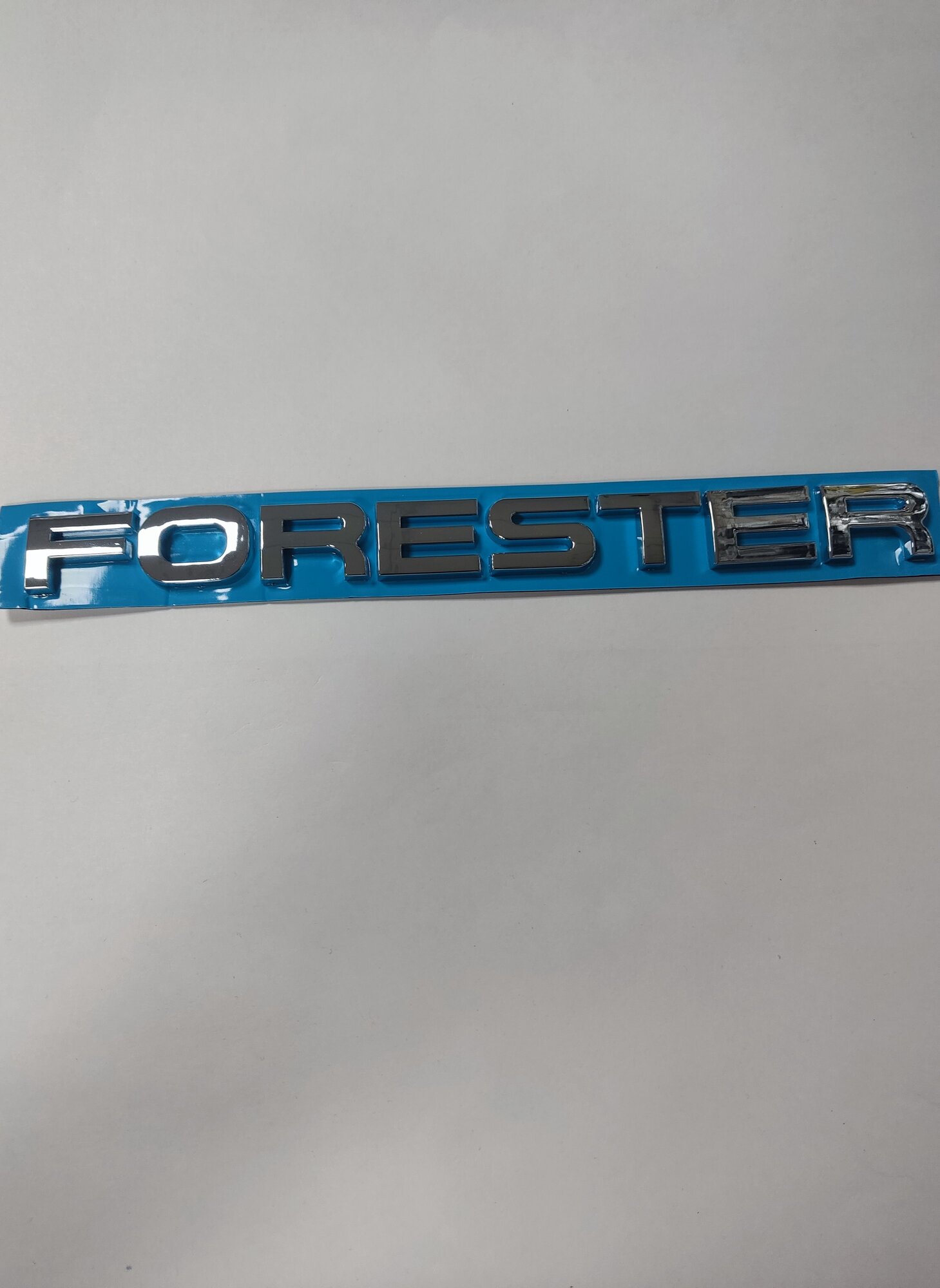 Шильдик "FORESTER", для Subaru Forester, пластик, серебристый, 24 см