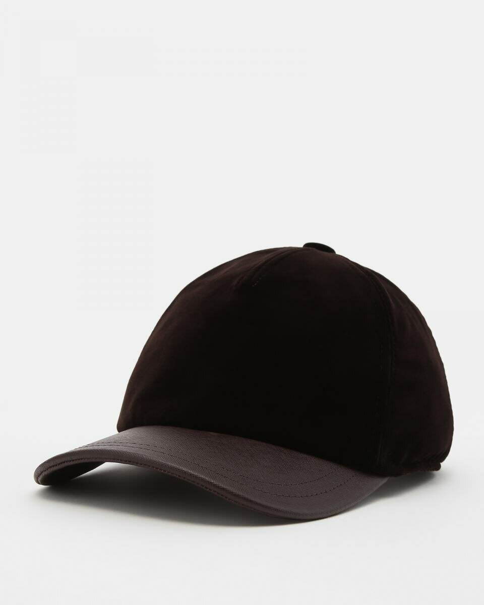 Кепка для женщин