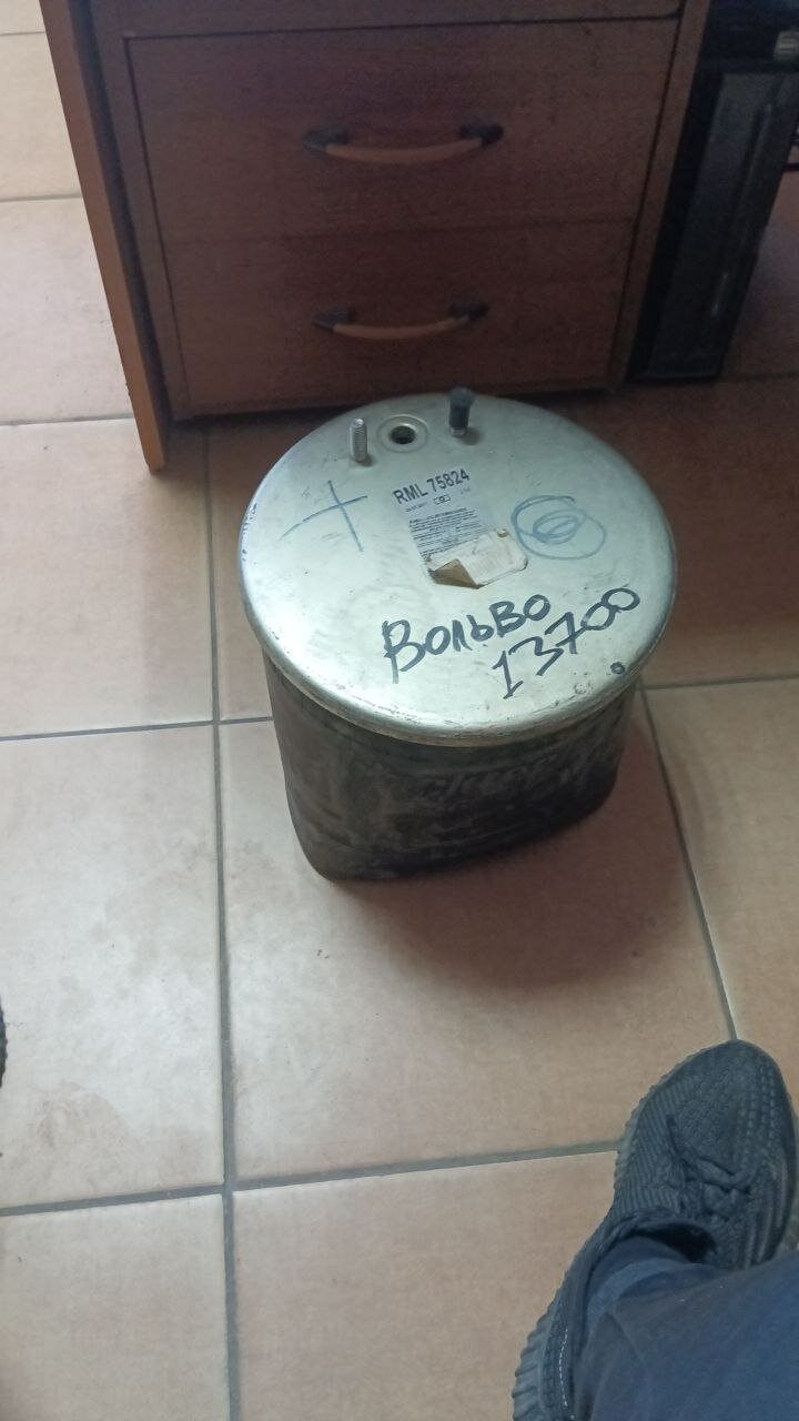 Пневмоподушка BLACKTECH арт. RML75824 Пневмоподушка BLACKTECH арт. RML75824