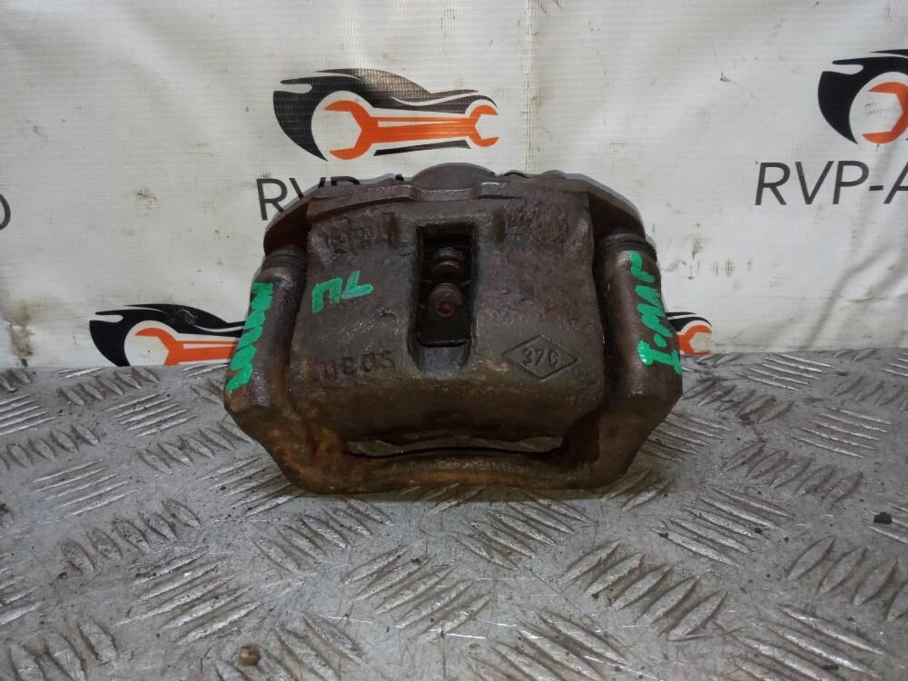 Суппорт передний левый Renault Logan 2005—2015 7701201769