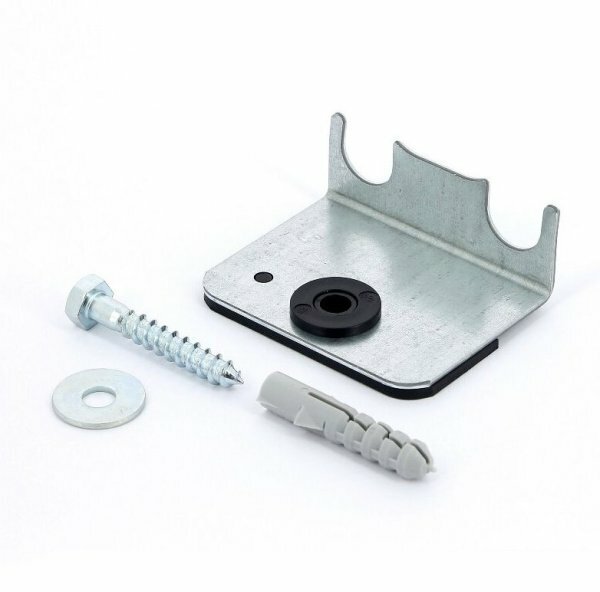 Фиксирующая скоба для присоединительных трубок