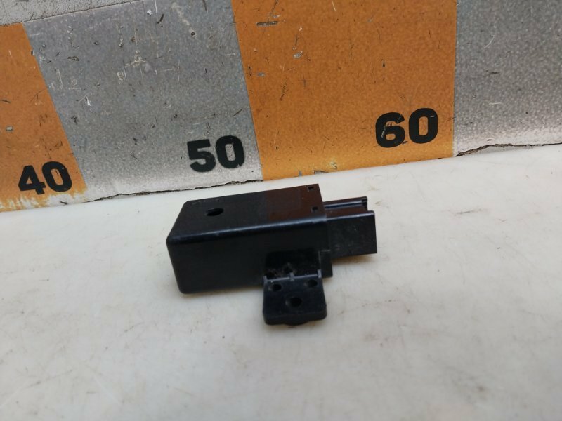 Б/У Сигнализации парктроника Датчик Chevrolet Captiva 2007 C100 435838 GENERAL MOTORS арт. 435838