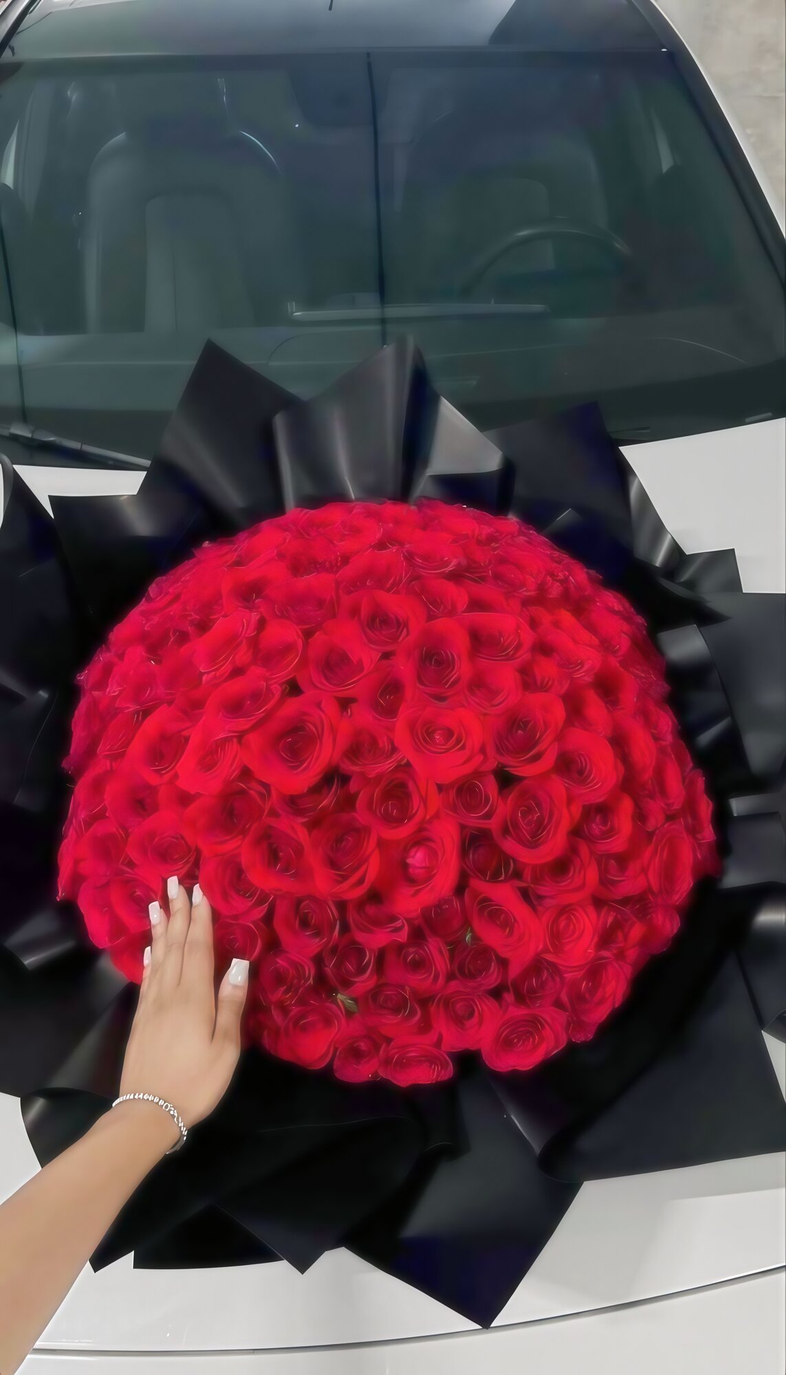 Букет "101 красная роза", в черной упаковке, 101 цветок премиум букет премиум цветы